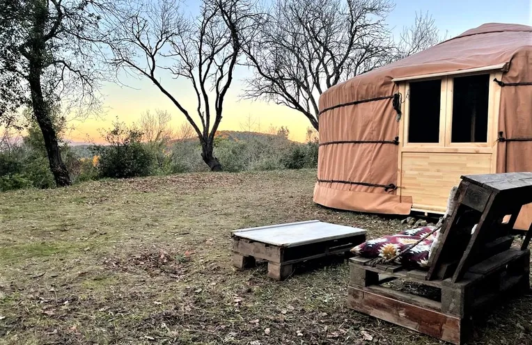 Yurta | 13 lugares MÁGICOS en la Península y en las Canarias 💖