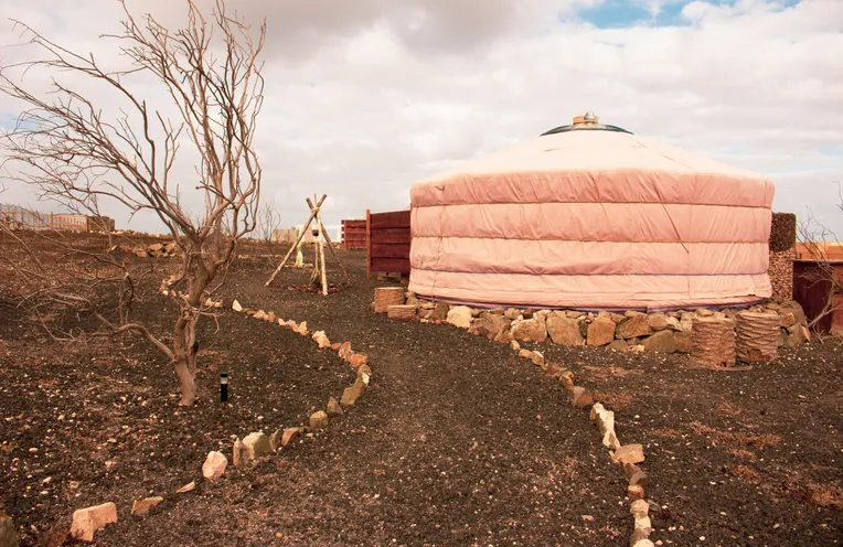 Yurta | 13 lugares MÁGICOS en la Península y en las Canarias 💖
