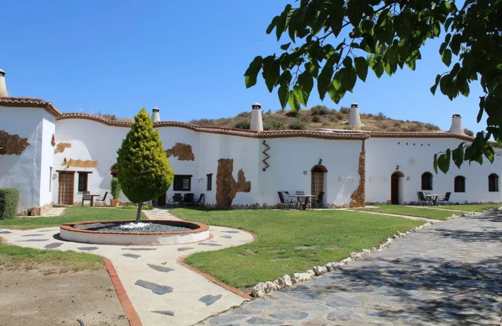 Casas Cueva | 15 destinos MÁGICOS para una escapada 😎